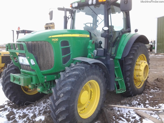 John Deere Tractors 7530