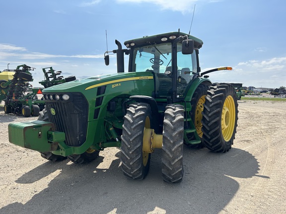 2010 John Deere 8295R - Grossenburg Implement