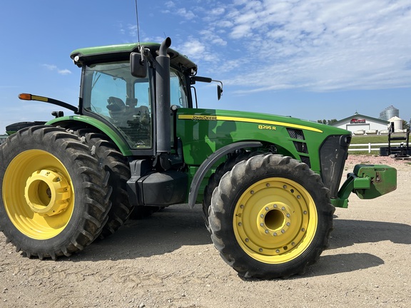 2010 John Deere 8295R - Grossenburg Implement