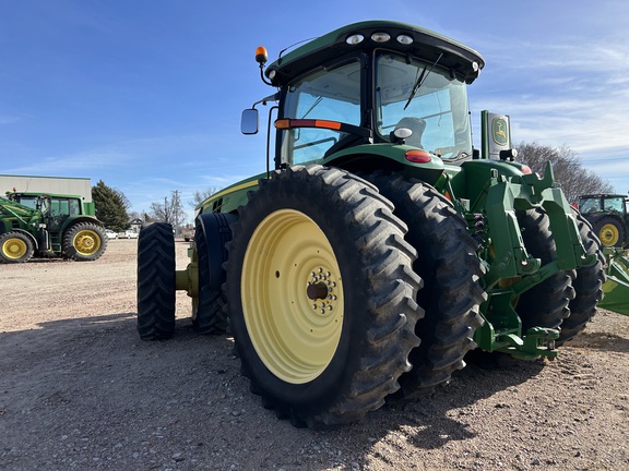 2011 John Deere 8310R - Grossenburg Implement
