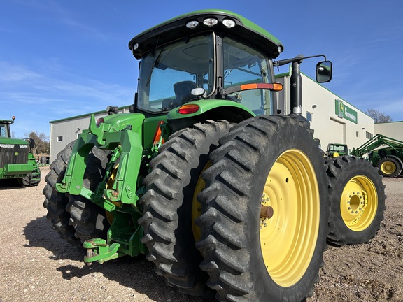 2011 John Deere 8310R - Grossenburg Implement
