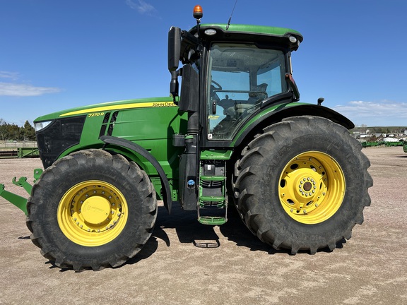 2019 John Deere 7270R - Grossenburg Implement